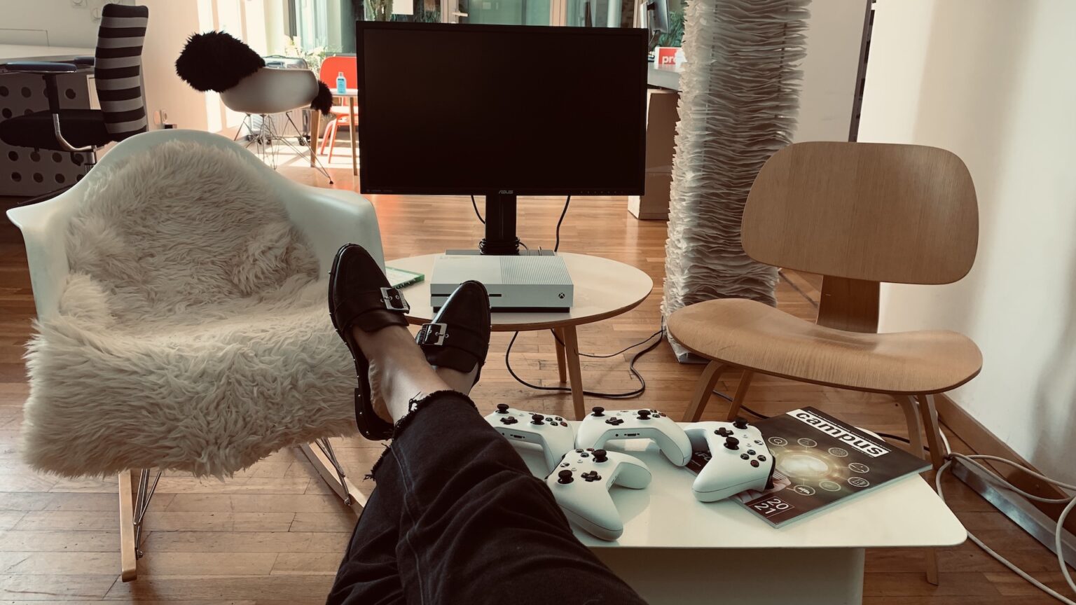 Home | Virtual Identity AG